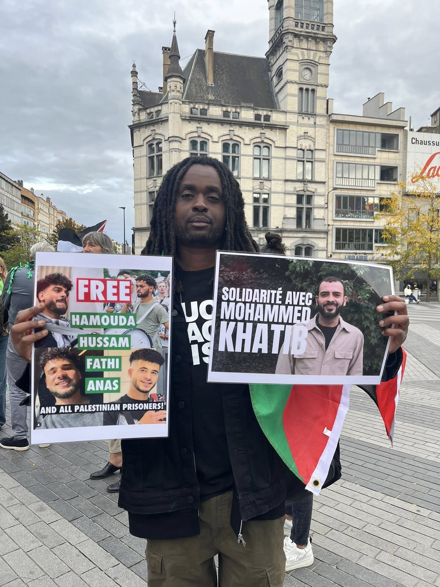 Des réfugiés palestiniens envoyés dans des centres fermés sur des bases controversées