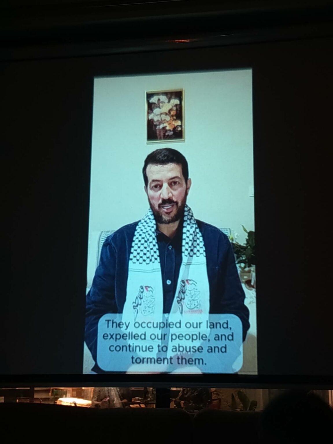 Le prisonnier palestinien libéré Abdel-Nasser Issa exprime sa ...